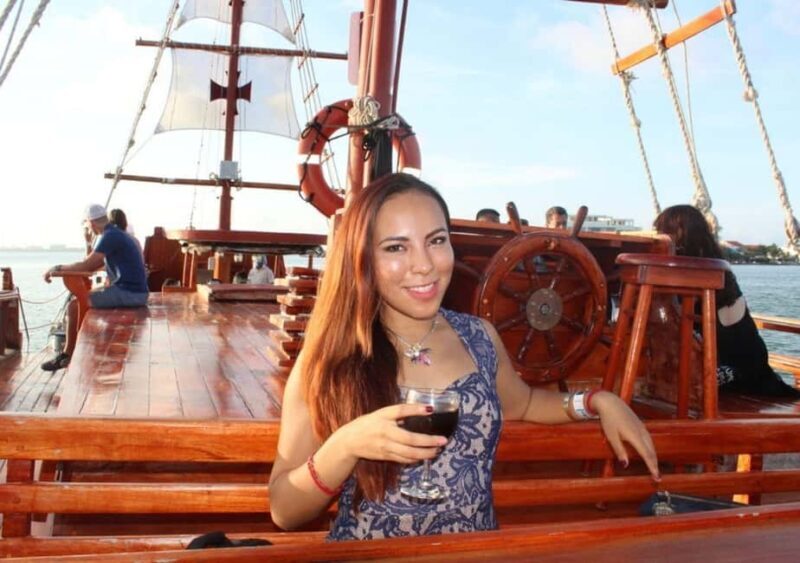 Cancun: Romantic evening in galleon with dinner and open bar - Final Thoughts: Is It Worth It?