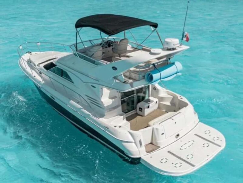 Cancún: Sea Ray F43 yacht rental to Isla Mujeres - What’s Included and What’s Not