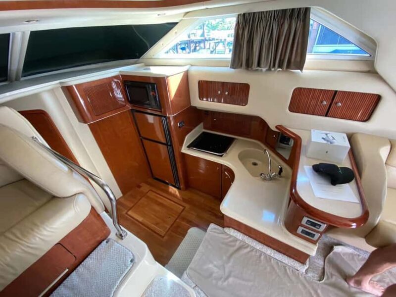 Cancún: Sea Ray F43 yacht rental to Isla Mujeres - Who Should Consider This Tour?