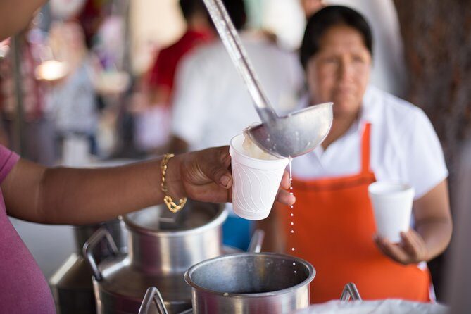 Cancun Street Food Tour with Food Stalls, Local Market and Murals - Authentic Experiences and Review Highlights
