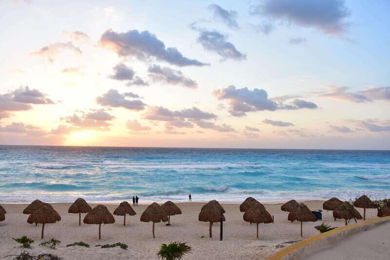 Cancun: Van Tour - City Adventure around the Best Stops - The Balance of Price and Value