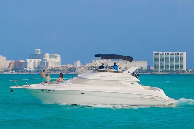 Cancún Yacht Rental SeaRay 46ft 25P13 - Diving into the Details: What to Expect on Your Yacht Adventure