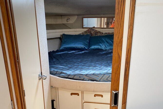 Cancun yachts rental BEATIFUL YACHT 46FT, 15 PAX MAX 25P6 - Practical Details and Tips