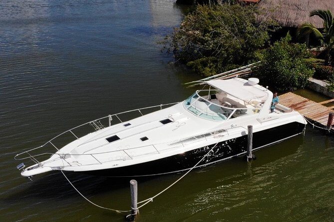 Cancun yachts rental BEATIFUL YACHT 46FT, 15 PAX MAX 25P6 - Who Should Consider This Tour?