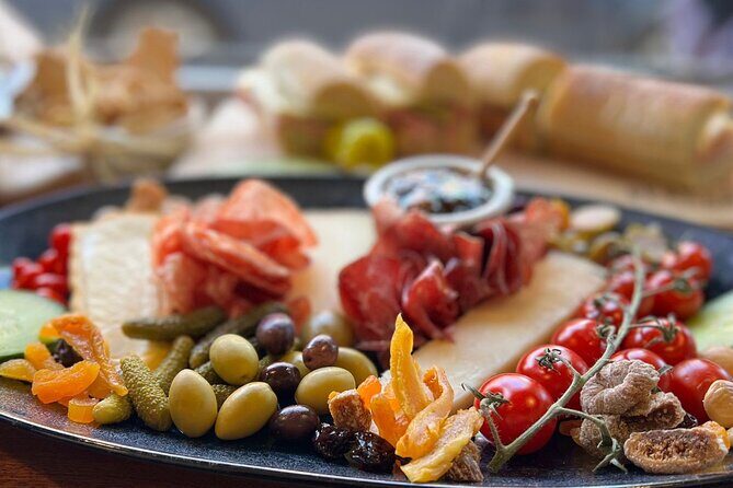 Canmore Food Walk Tours - Culinary Adventure in the Rockies - Authentic Cultural and Artistic Elements