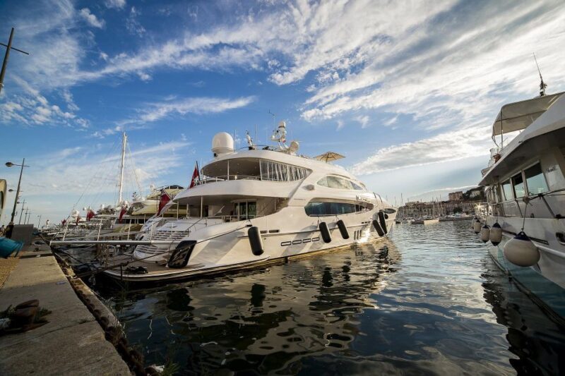 Cannes: Capture the most Photogenic Spots with a Local - Key Points
