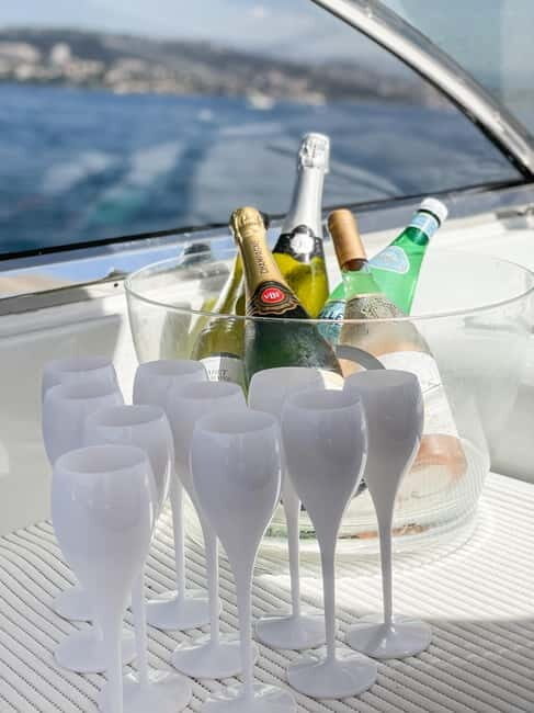 Cannes : Luxury Boat trip , swimming, snorkling, suntanning - FAQs