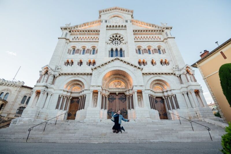 Cannes: Photo Shoot with a Private Vacation Photographer - Who Will Love This Experience?