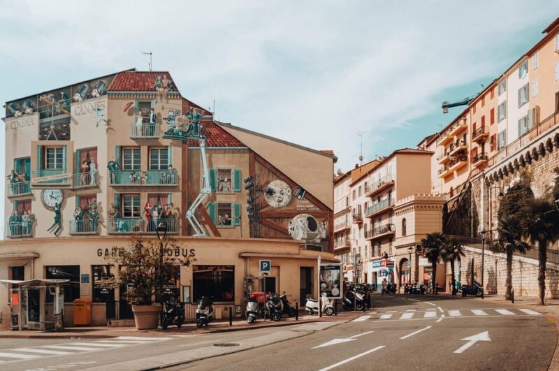 Cannes - Private Historic Walking Tour - Exploring the Itinerary in Detail