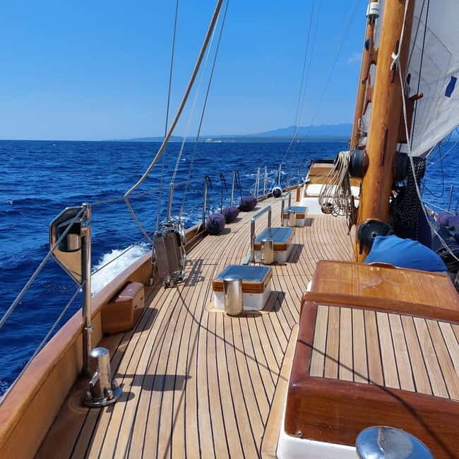 Cannigione: boat tour Maddalena Archipelago with lunch - Pricing and Value