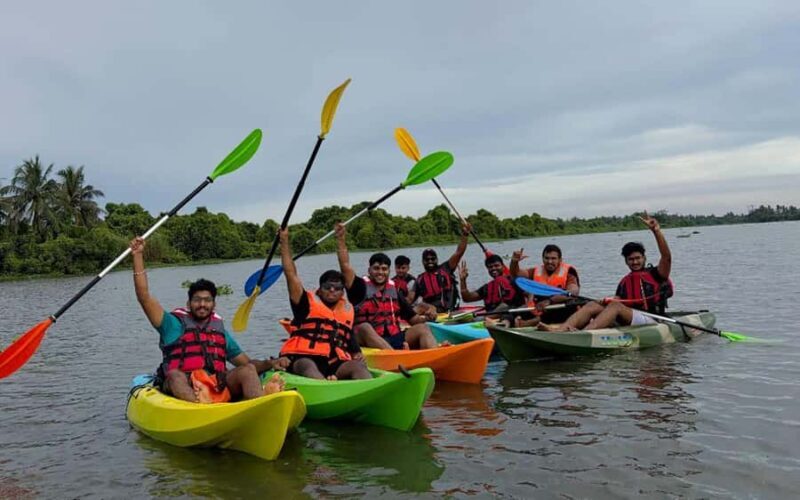 Canoe Ride through Mangroves in Kumbalangi From Cochin - What Travelers Say