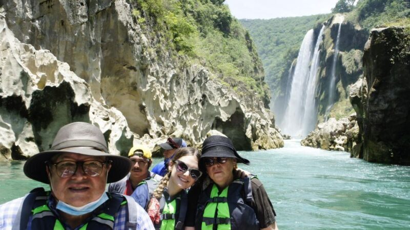 Canoe ride to Tamul waterfall from San Luis Potosí - Key Points