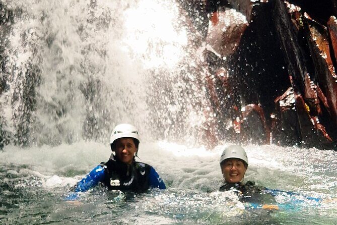 Canyoning EN Famille in Bouilante - Who This Tour Is Best For