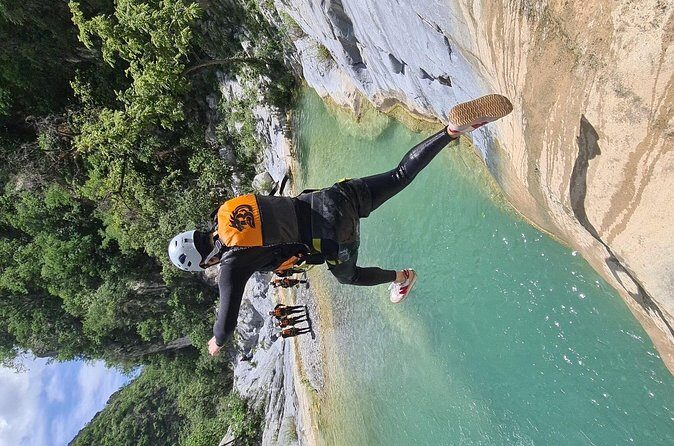 Canyoning in Matacanes : Rappelling, Jumping and Natural Slides - FAQ