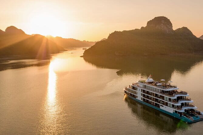 Capella Cruise 3-day Explore Halong Bay and Lan Ha Bay from Hanoi - Key Points