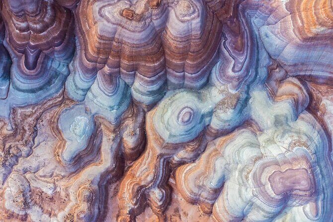 Capitol Reef Private Tour in Cathedral Valley and Bentonite Hills - Discovering Utah’s Most Impressive Landmarks
