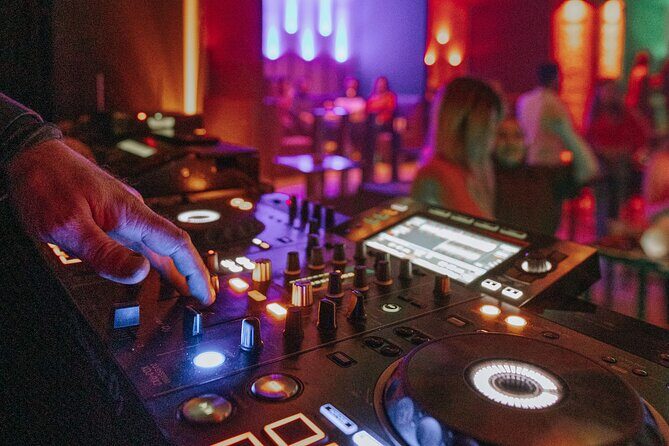 Cappadocia Best-way to Experience Local Nightlife - Exploring Cappadocias Best Nightlife Experience — A Guided Bar and Club Crawl