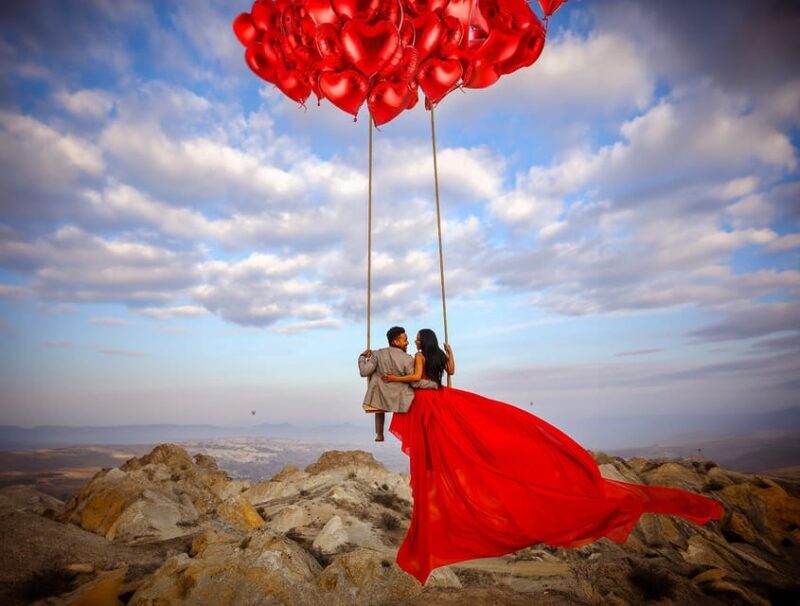 Cappadocia: Taking photo with Swing at hot air balloon view - What to Expect from This Cappadocia Photo Experience