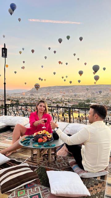 Cappadocia: Terrace Photo Spot With Balloon Flight View - Why Travelers Love This Experience