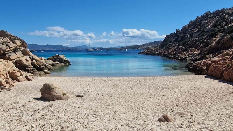 Caprera: hiking to Cala Coticcio - FAQ