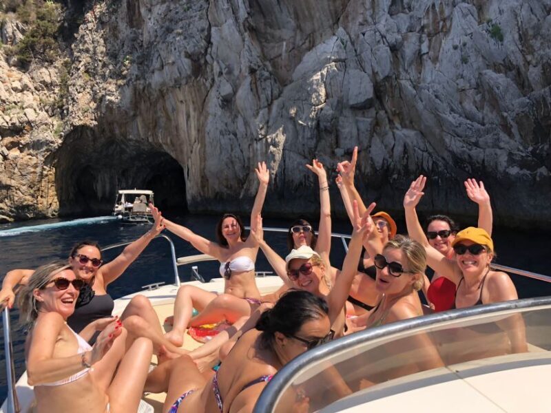 Capri All Inclusive Premium Private boat Tour and City Visit - Key Points