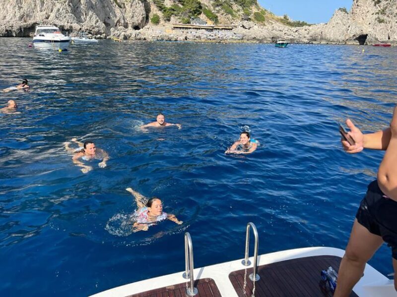 Capri All Inclusive Premium Private boat Tour and City Visit - FAQ about the Capri All Inclusive Private Yacht Tour