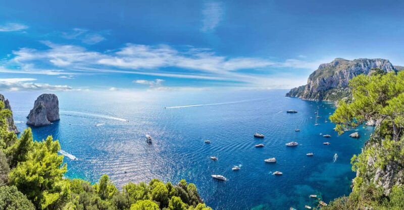 Capri boat experience from Naples - Key Points