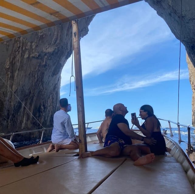 Capri: Boat Tour with Swimming, Limoncello, and Snack - FAQ