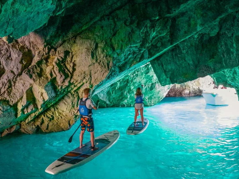 Capri: Caves and Beaches Paddle Board Tour. Photos included - Key Points