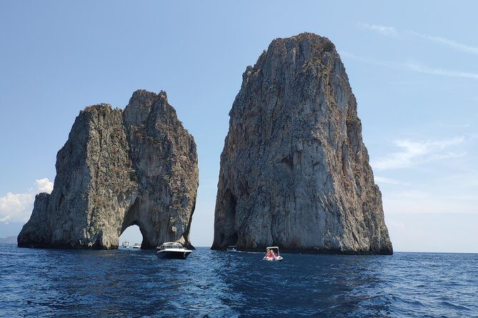 Capri Day Trip From Naples or Sorrento with Blue Grotto Entrance - The Experience of the Guides and Group