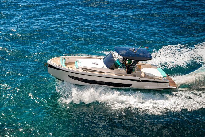 Capri: discover the beauties of the island aboard a Luxury Boat - FAQ