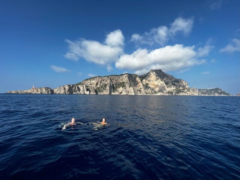 Capri: exclusive boat tour - Exploring the Capri Private Boat Tour: An Authentic Sea Adventure