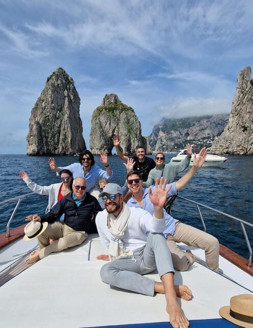 Capri: Experience the magic of the island with an unforgettable Sunset Tour - Key Points