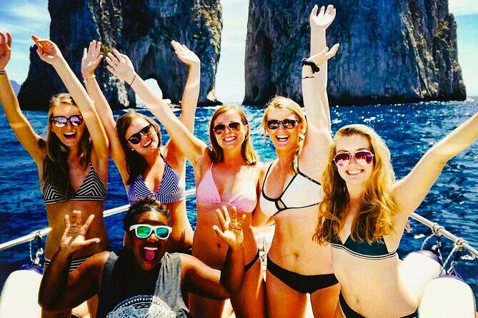 Capri Guided Boat Experience with Island Exploration and Transfer - Who Should Consider This Tour?