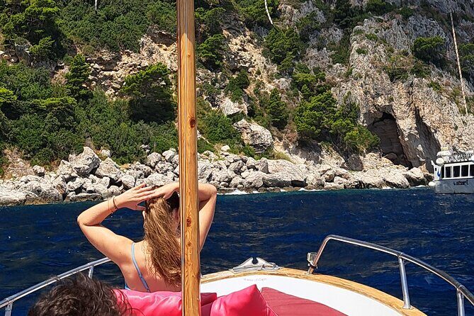 Capri in 3 Hours The Best of the Island by Private Classic Gozzo - Who Will Fall in Love With This Tour?