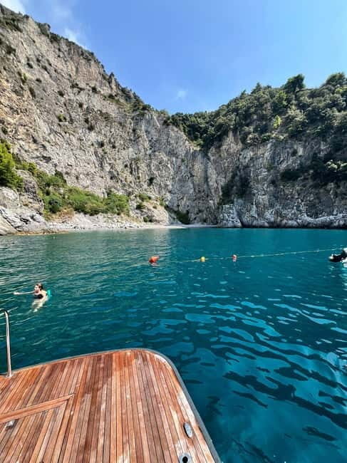 Capri: Premium Boat Tour and City Tour - All Inclusive - Key Points