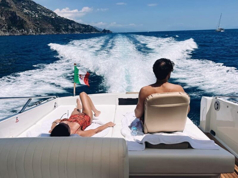 Capri: Private boat tour - The Return and Flexibility