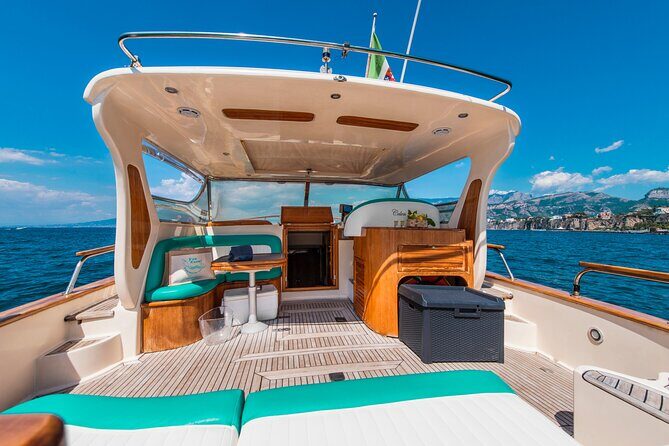 Capri Private Boat Tour from Sorrento, Positano or Naples - Gozzo F.lli Aprea 36 - Onboard Amenities: Comfort and Convenience
