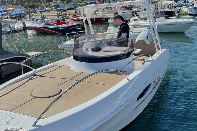 Capri Private Boat Tour with Spritz included - Whats Included & Whats Not