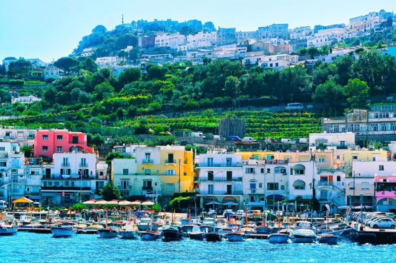 Capri: Private Island Boat Tour for Couples - An Authentic and Romantic Way to Discover Capri