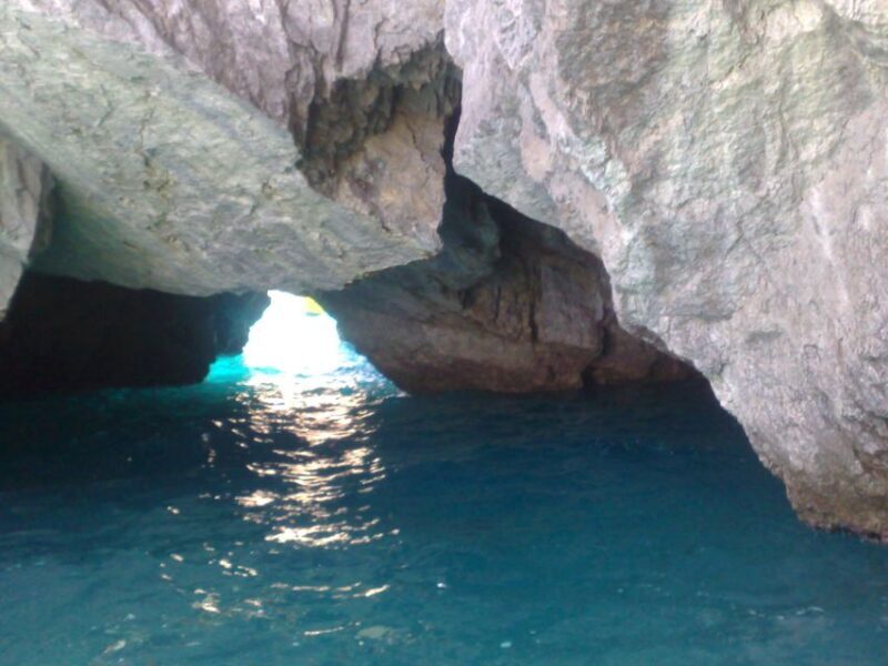 Capri: Private Island Boat Tour with Snorkeling and Swimming - Key Points