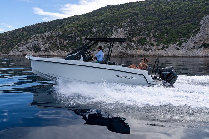 Capri Private Tour from Positano - Motorboat 28ft - Who Should Book This?