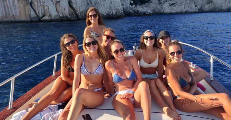 Capri: private tour in a typical boat - An In-Depth Look at the Experience