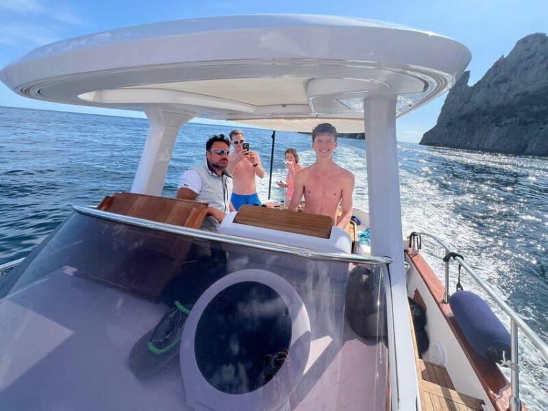 Capri: Secret Corners Boat Tour with Local Skipper - The Itinerary in Detail