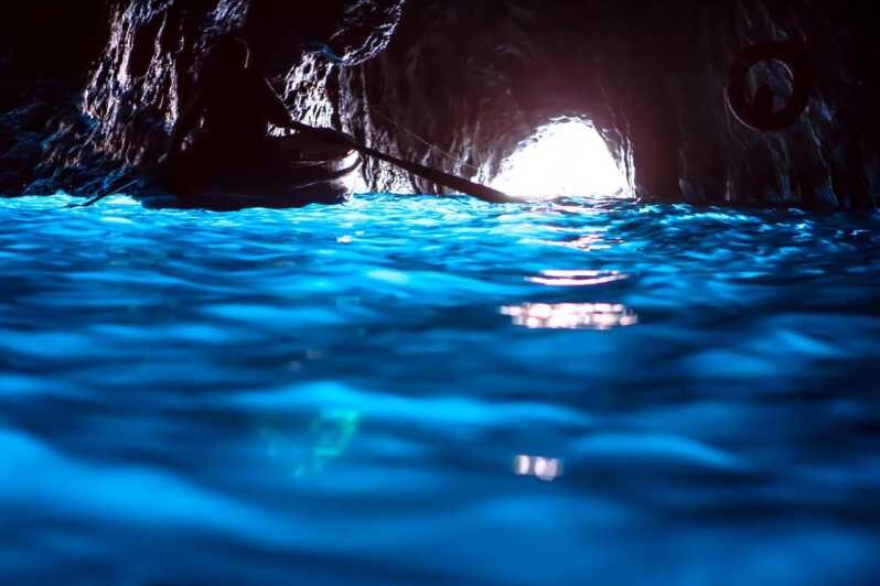 Capri small group & Blue grotto - Introducing the Capri Small Group & Blue Grotto Tour
