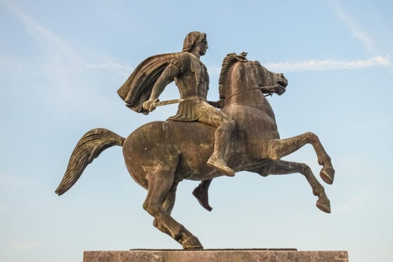Captivating Christmas Journey in Thessaloniki - Key Points