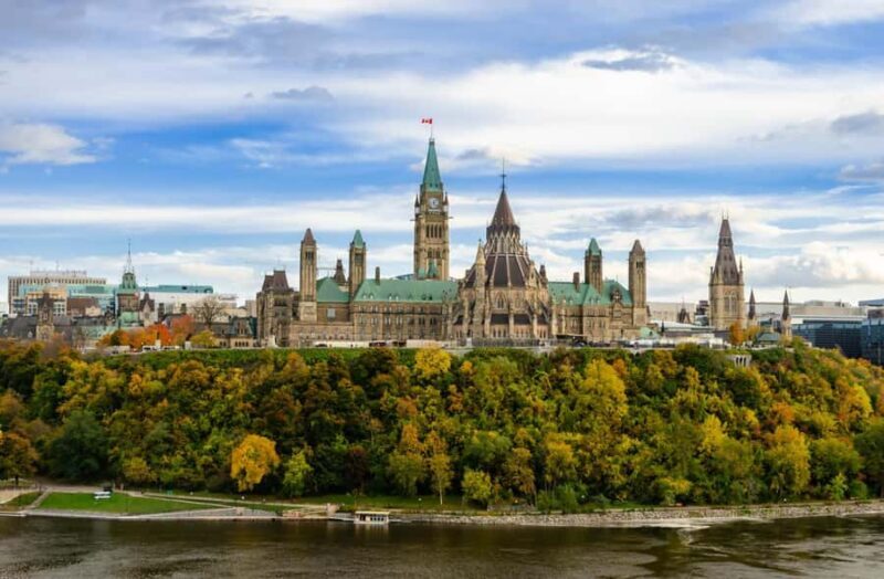 Captivating Ottawa Private Tour: Historic & Cultural Sights - Key Points