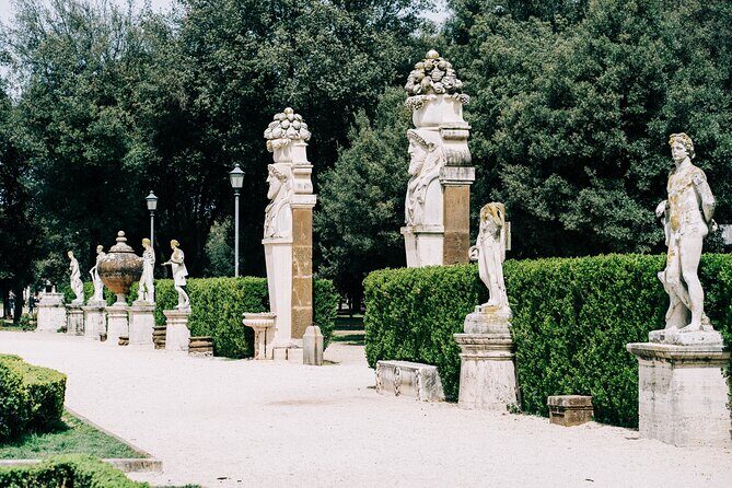 Capuchin Crypt and Hidden Gems of Rome: Small Group Max. 6 people - Piazza del Popolo: The People’s Square