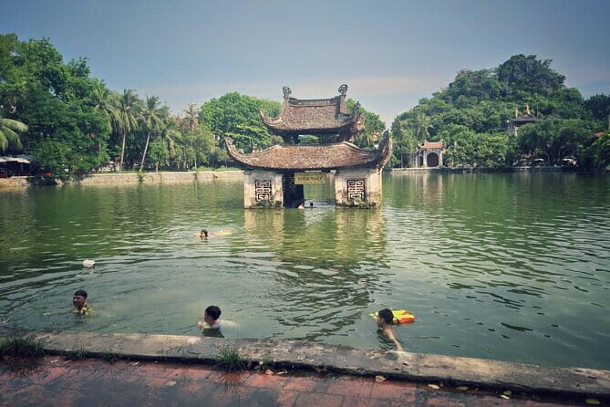 Car Hire & Driver: Half-day Van Phuc Village from Ha Noi - FAQ