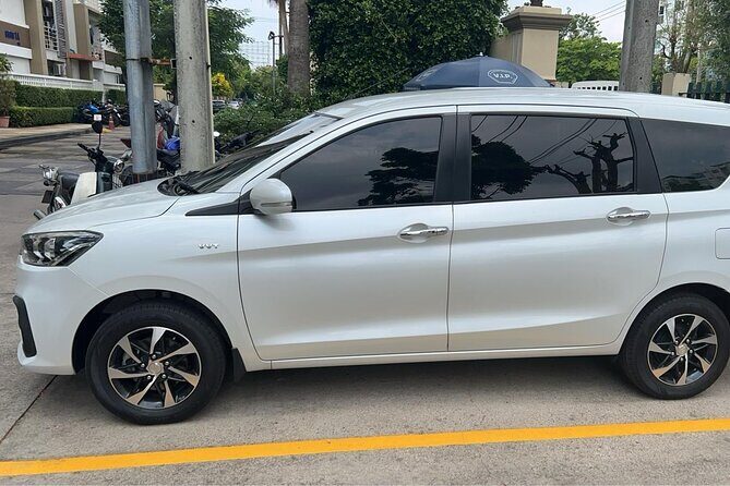 Car Rental in Bangkok for city attractions - Who Should Consider This Rental?